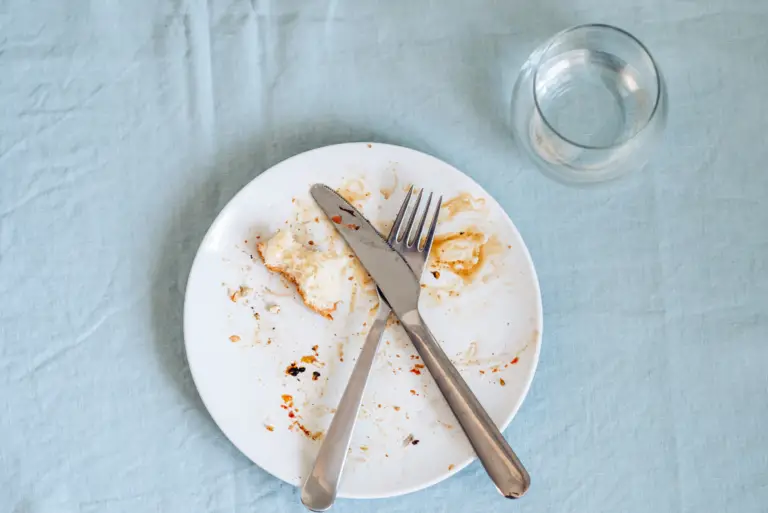 How To Use Fork And Knife? - Complete Guide With Pictures | HowToWiki